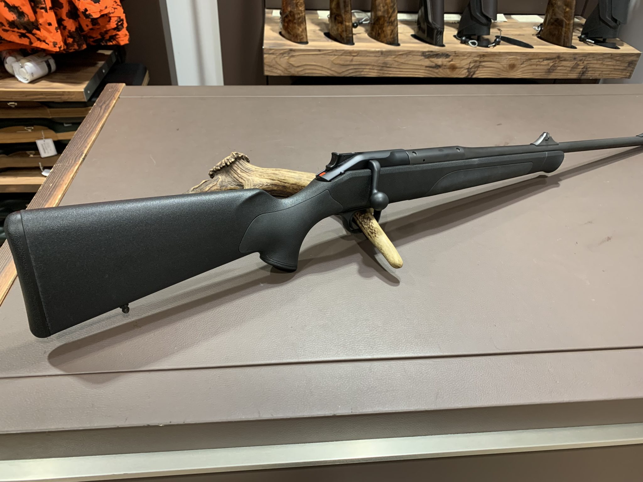 BLASER R8 PROFESSIONAL NOIRE CAL 8.5X55 BLASER - Armurerie du Château 28