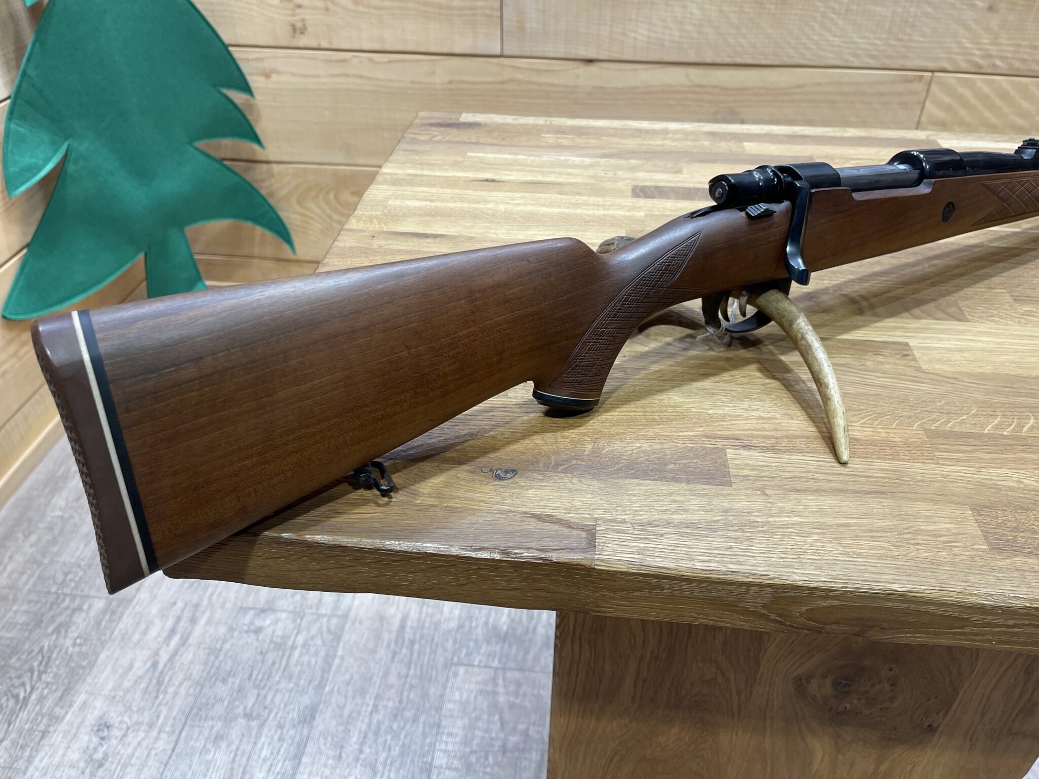 ZASTAVA STUTZEN 70 CAL 7X64 - Armurerie du Château 28